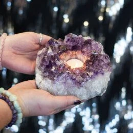 Online shop for crystals, gems, perfumes, chakra and spiritual.