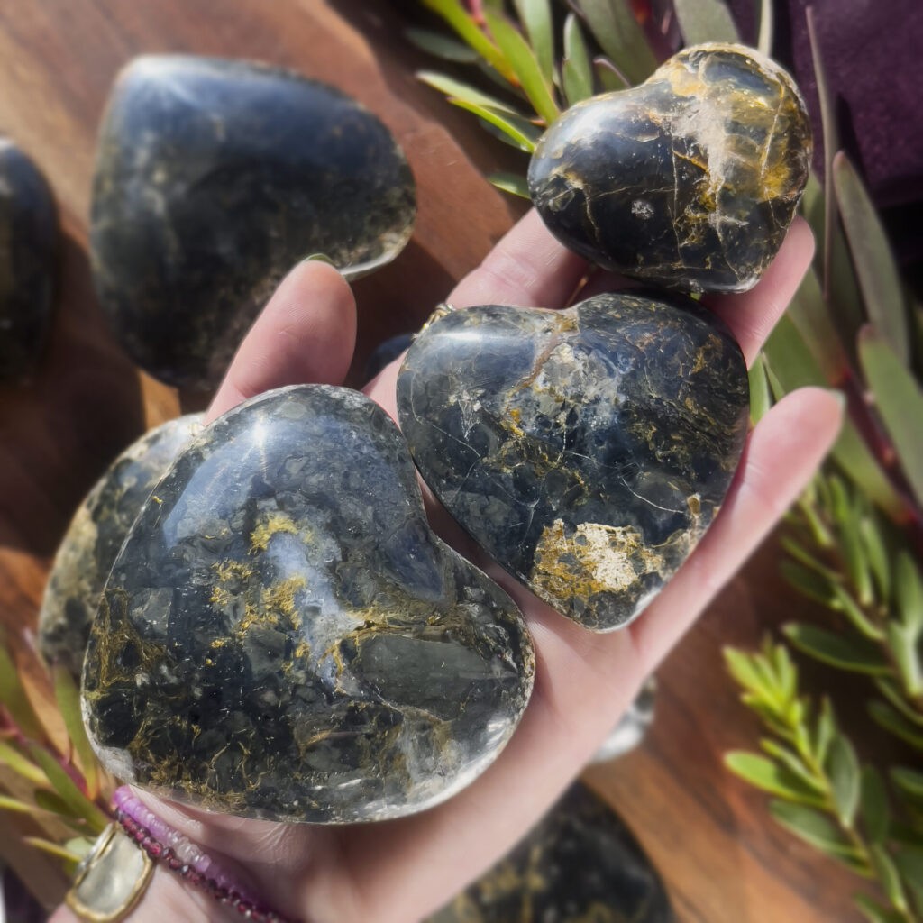Dianite Heart for intuition & psychic awakening - Sage Goddess