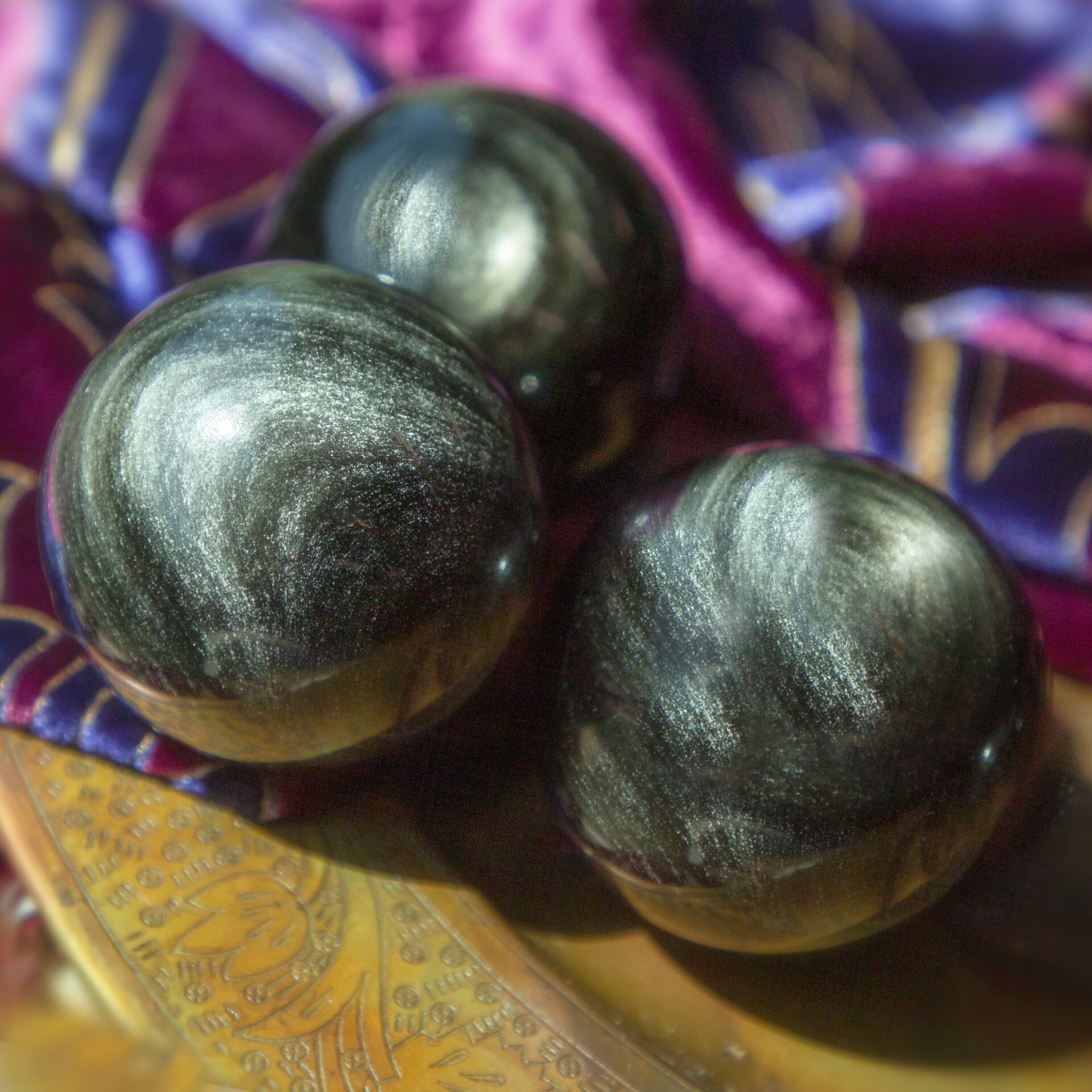 Tumbled Platinum Sheen Obsidian for transformation and harmonizing ...