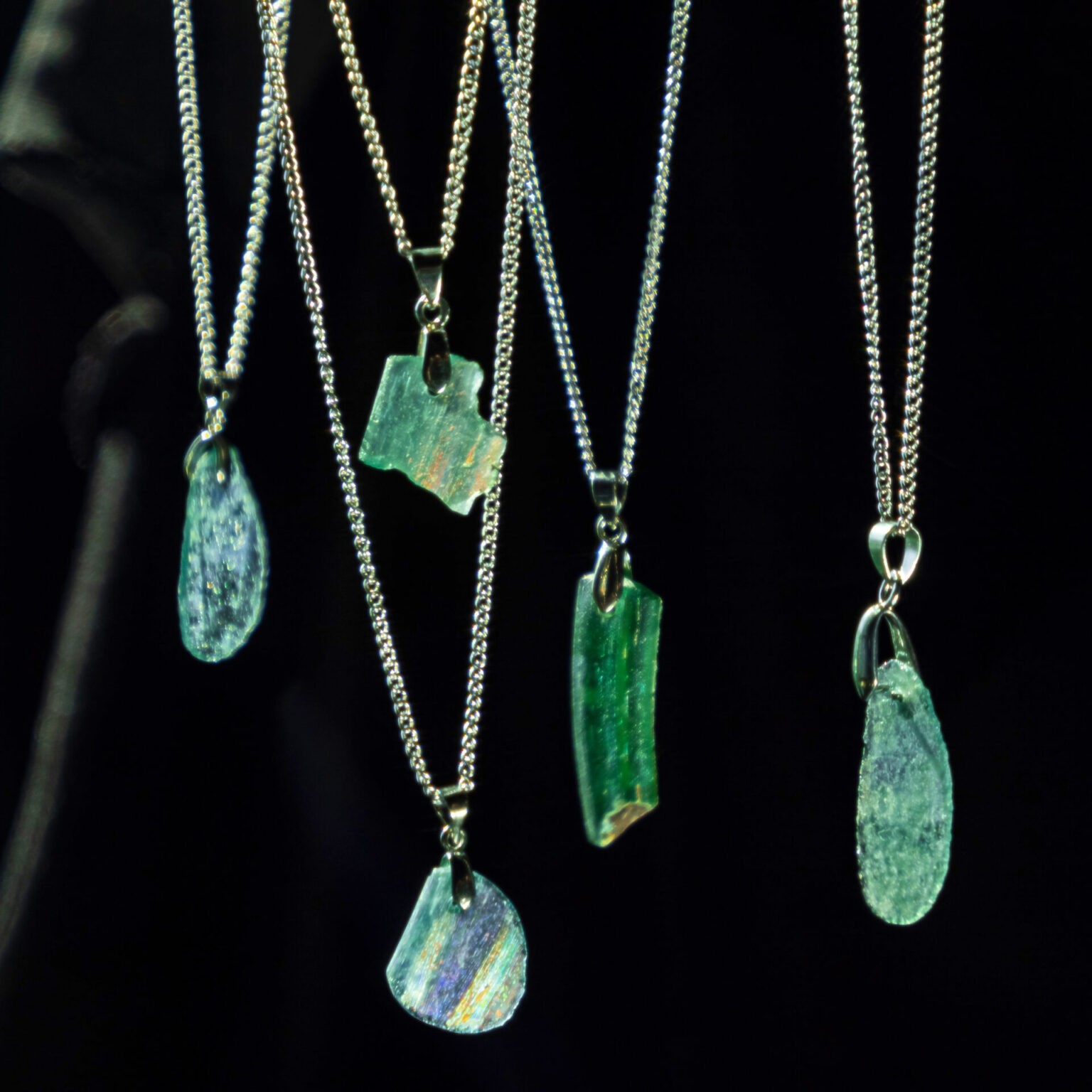 Blue Sapphire Guide: Properties and Meaning - Sage Goddess