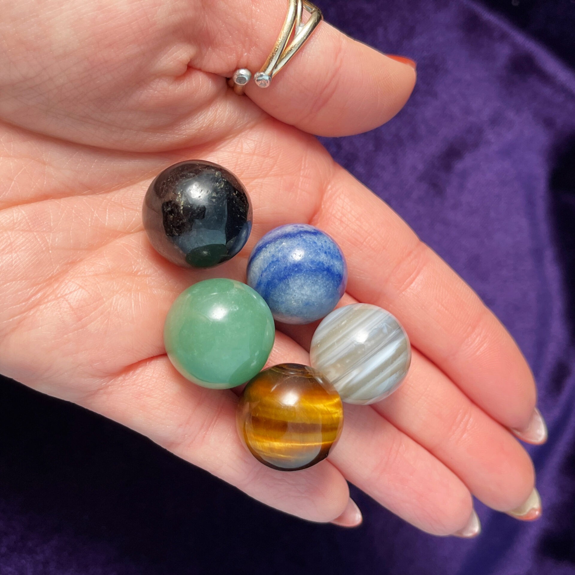 Sage Goddess Divination By Zodiac: Taurus Casting Sphere Set