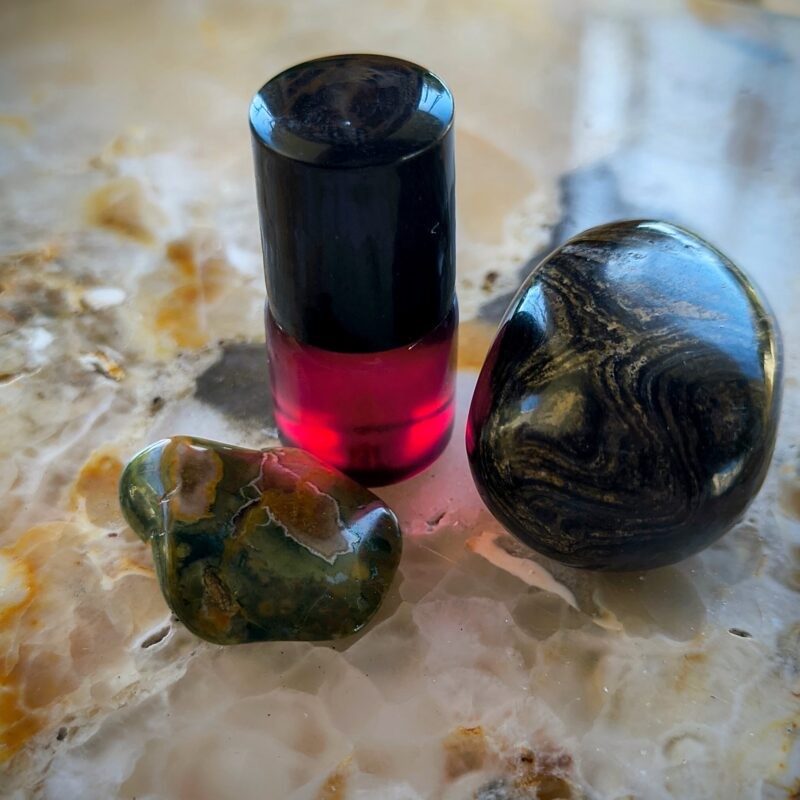 Blue Sapphire Guide: Properties and Meaning - Sage Goddess